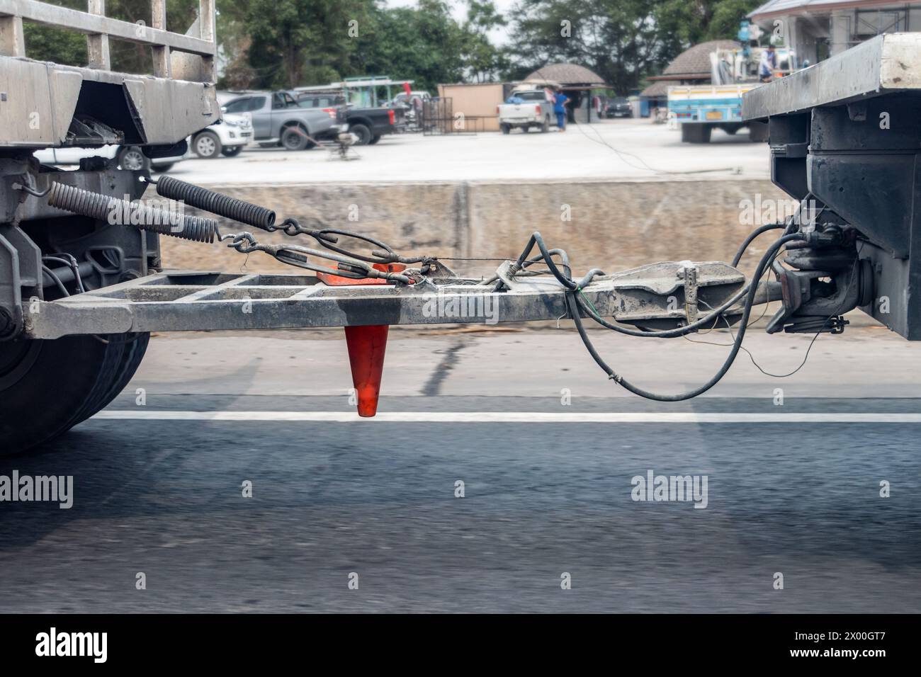 View of the trailer pull rod of a moving truck with a trailer Stock ...