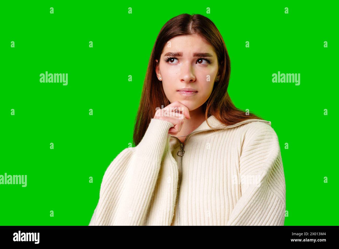 Woman analyzing green screen hi-res stock photography and images - Alamy