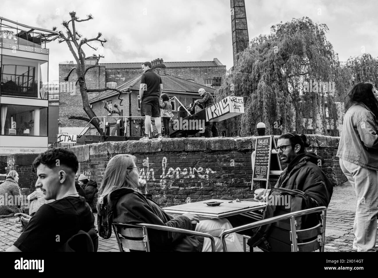 London City Road Lock Stock Photo - Alamy