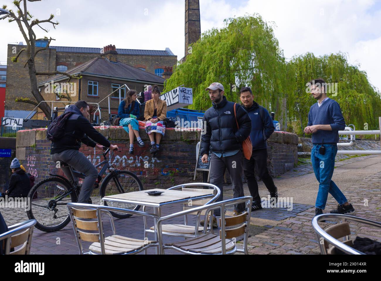 London City Road Lock Stock Photo - Alamy