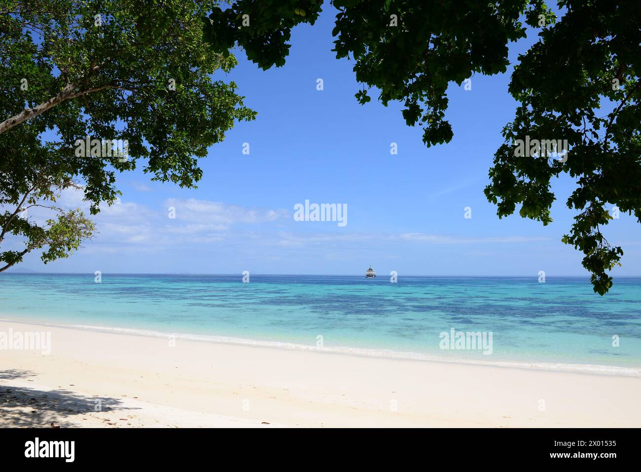 Koh Rok (Rok Island) is a small archipelago in southern Thailand in the ...