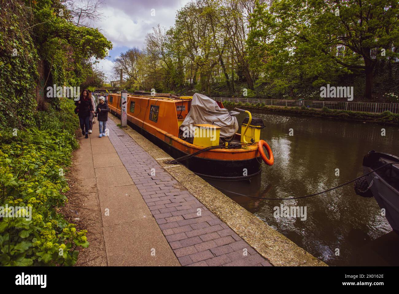 London City Road Lock Stock Photo - Alamy