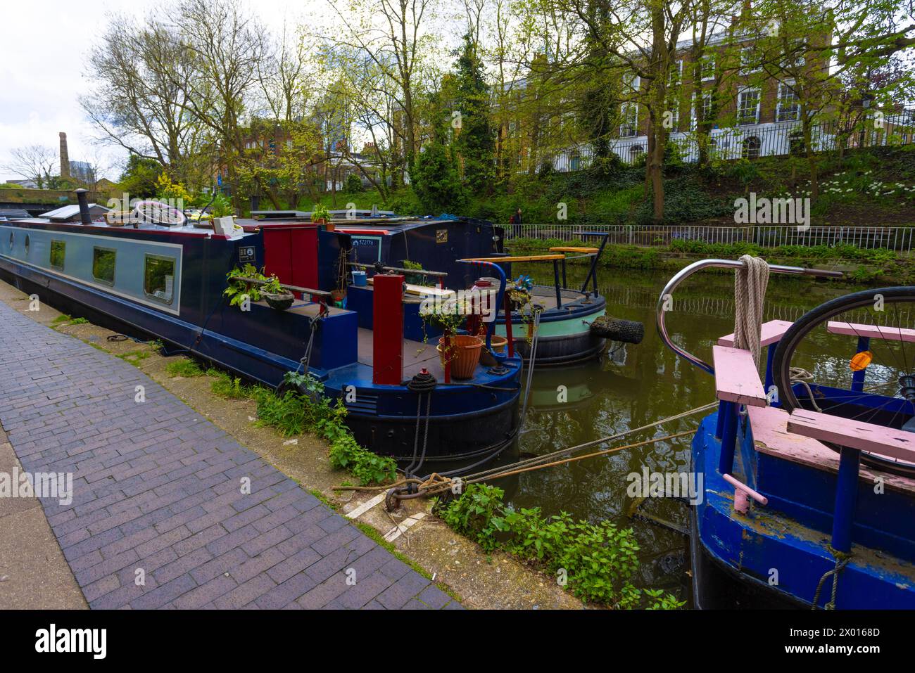 London City Road Lock Stock Photo - Alamy