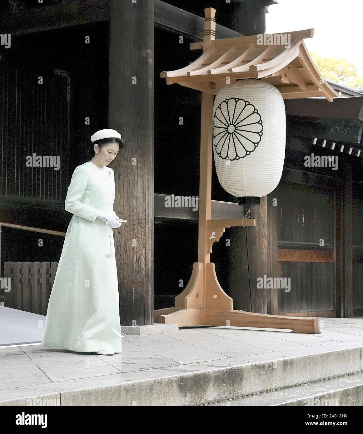 Japan's Crown Princess Kiko leaves Meiji Jingu Shrine after attending ...