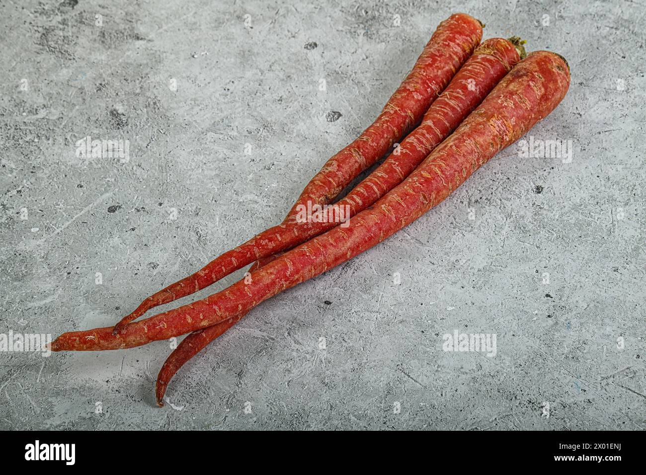 Indian red carrots indian market hi-res stock photography and images ...