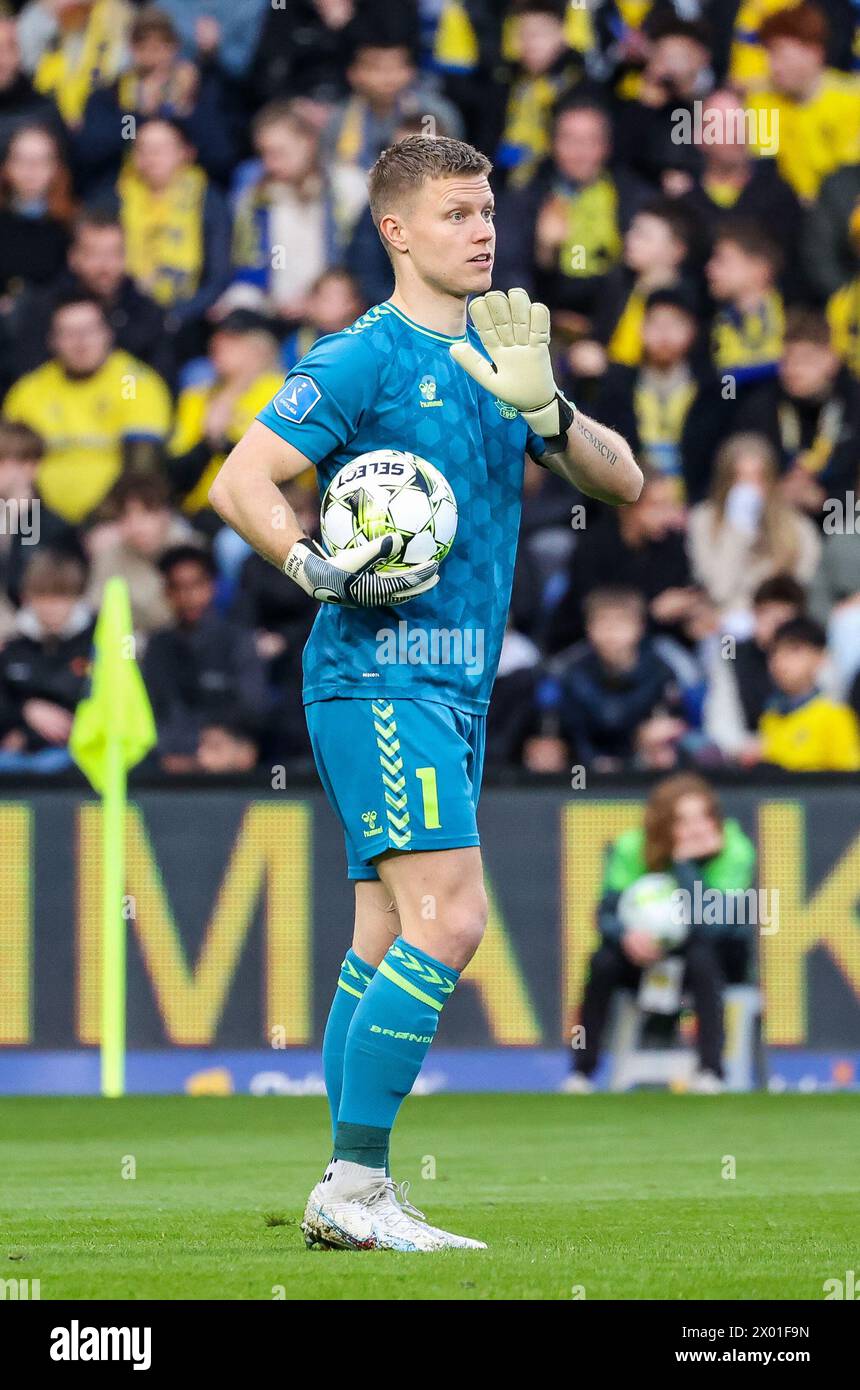 Brondby, Denmark. 08th Apr, 2024. Goalkeeper Patrick Pentz (1) of ...