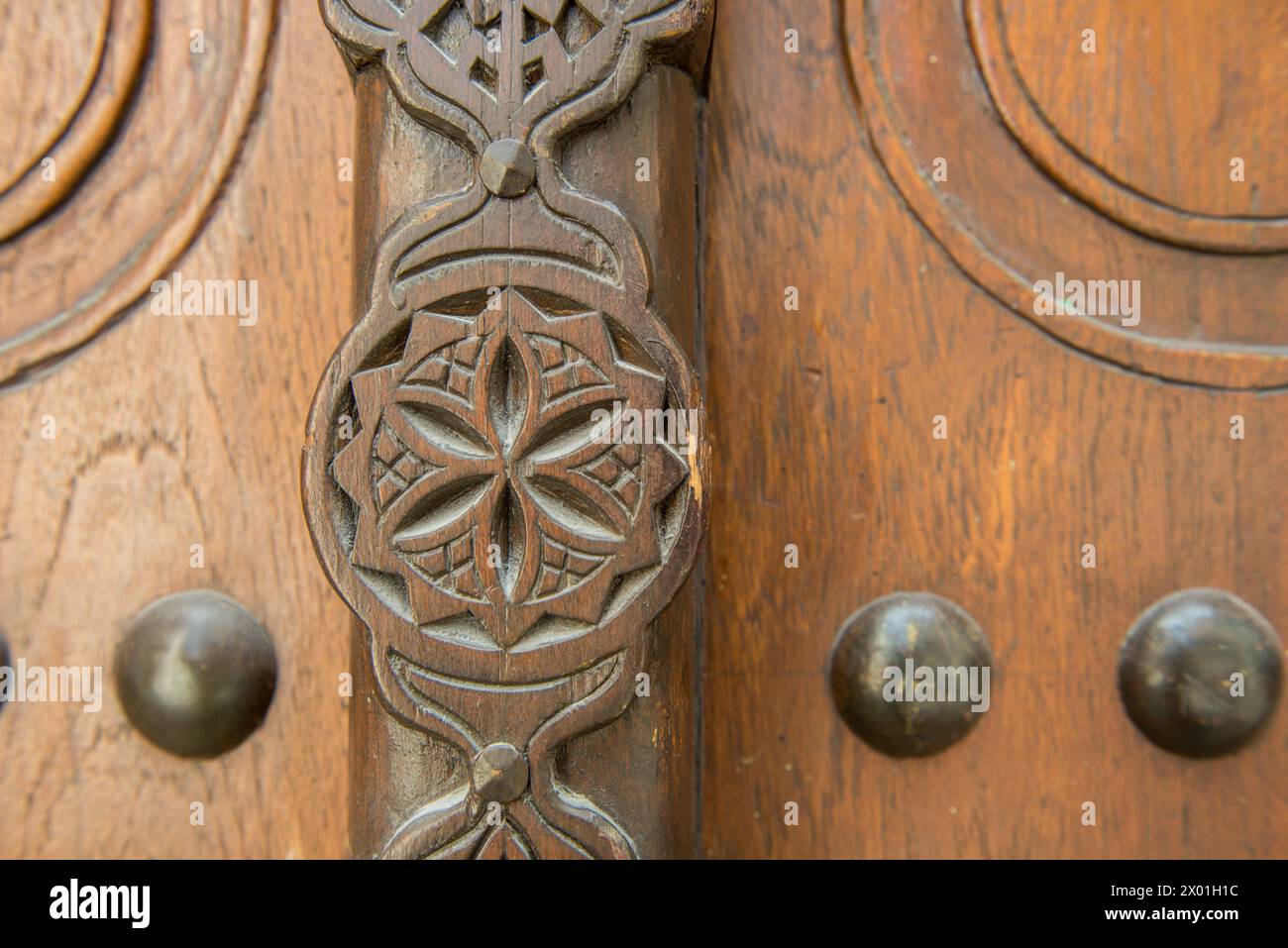 Kuwait wooden carving hi-res stock photography and images - Alamy