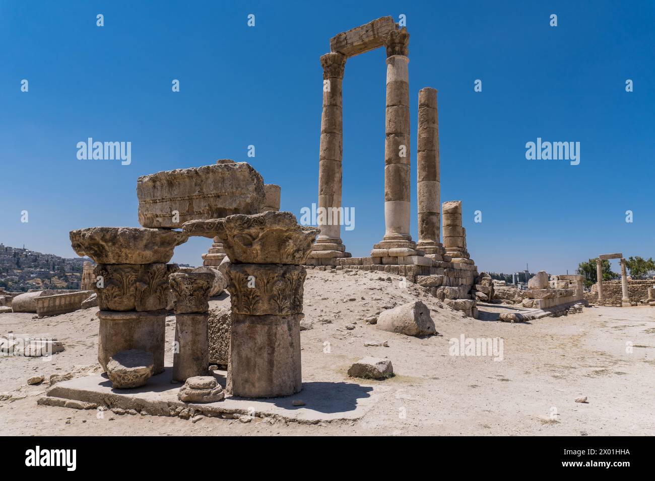 Roman Temple of Hercules, Citadel in Amman, Jordan Stock Photo - Alamy