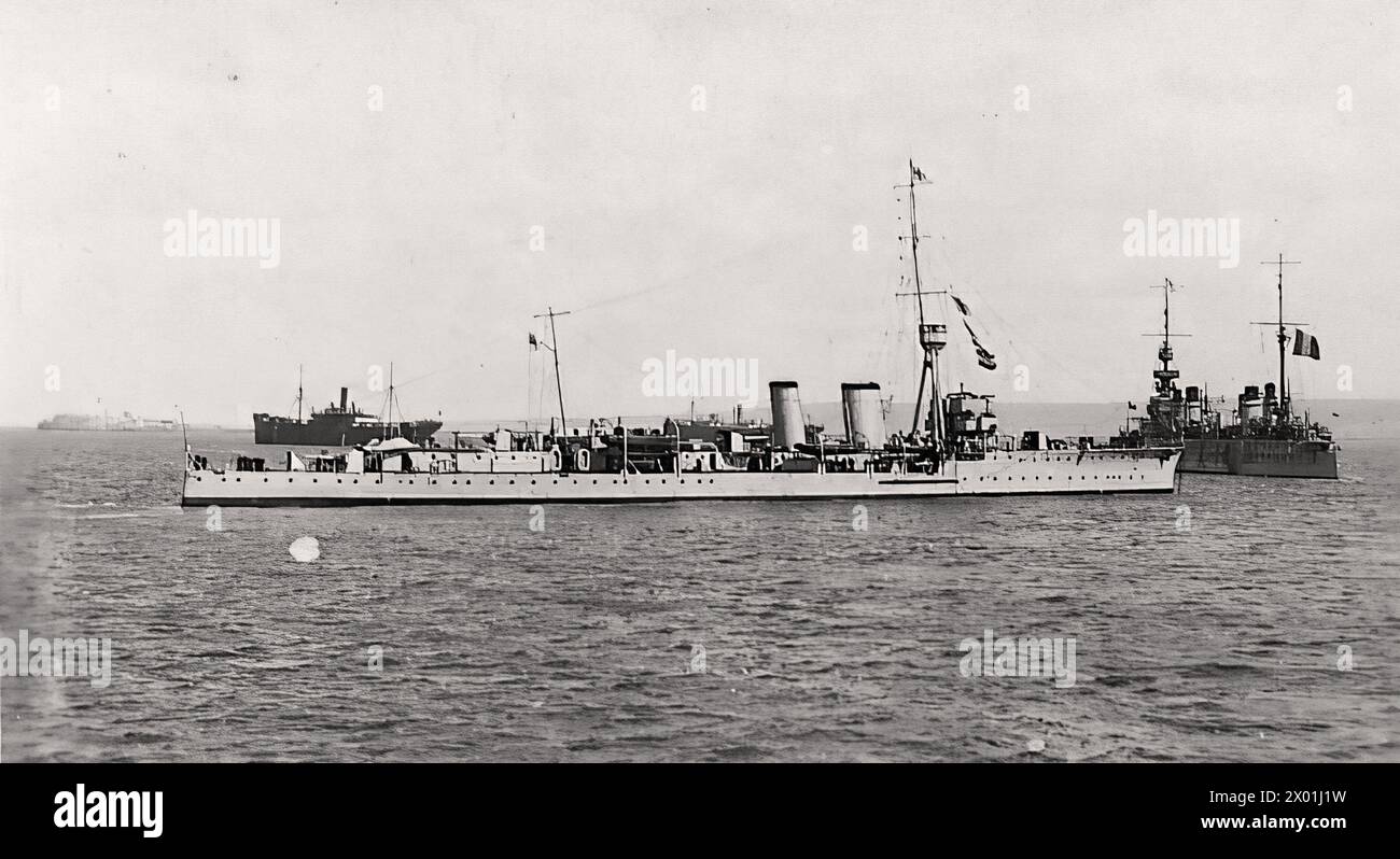 HMS Castor - Vintage warship photography - Unknow photographer Stock ...