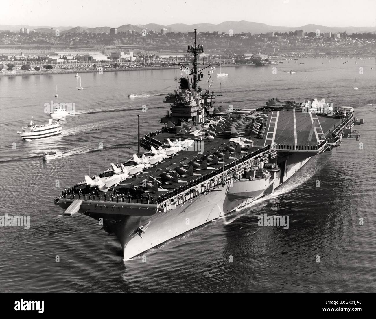 USS Ranger (CV 61) - Vintage warship photography - Unknow photographer ...