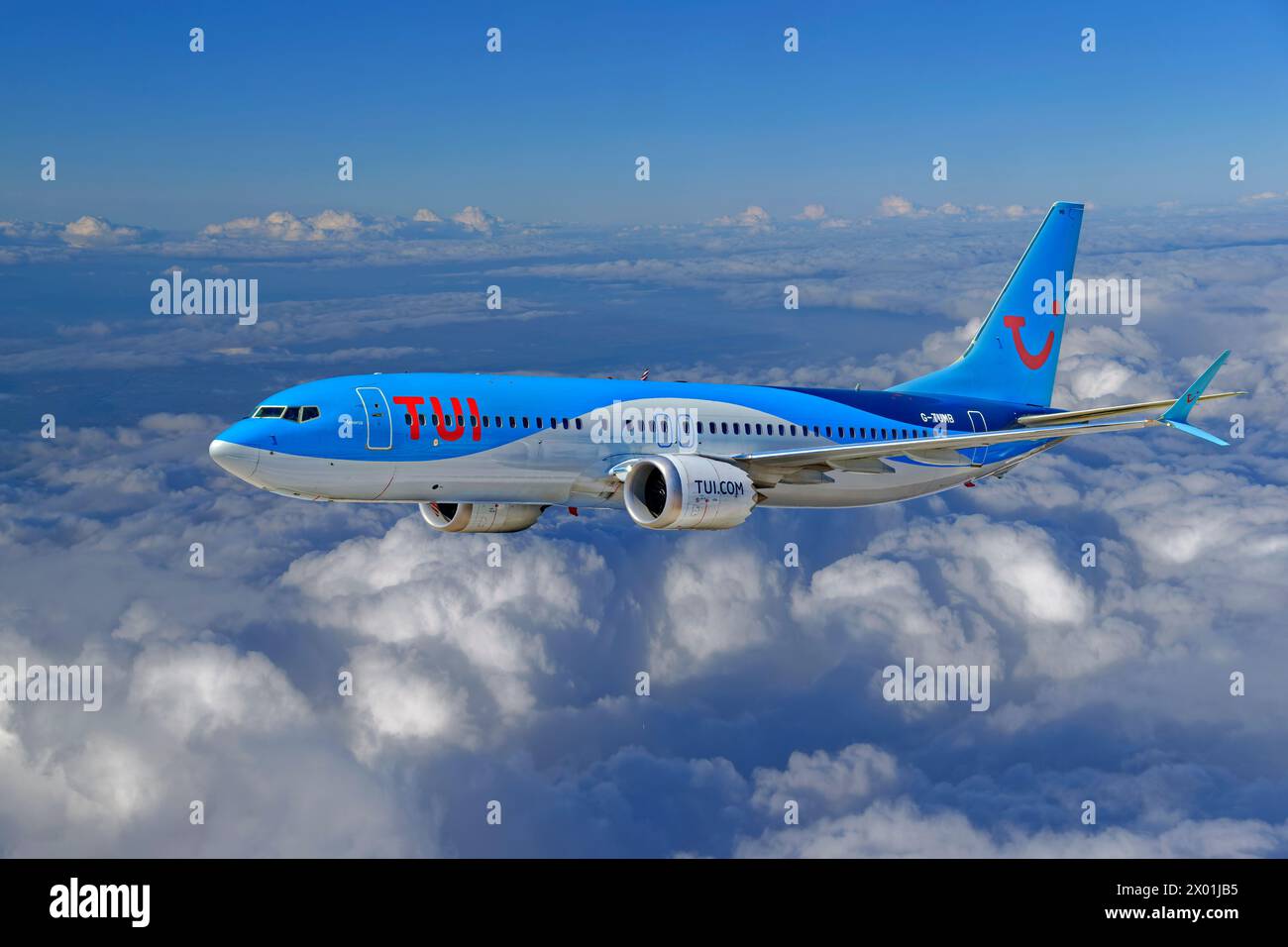 TUI Boeing 737 MAX 800 aircraft in level flight Stock Photo - Alamy