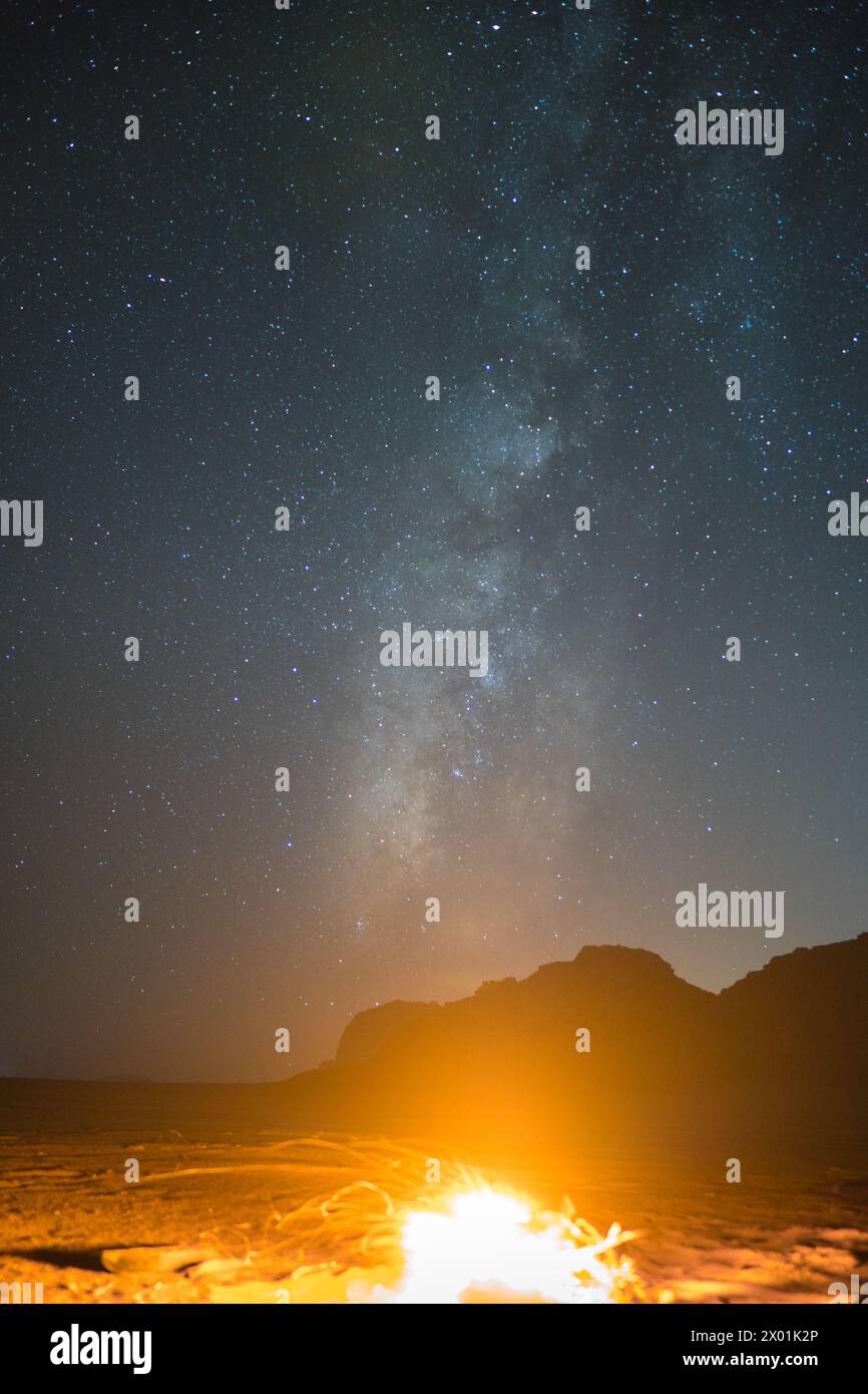 Milky way desert wadi rum in jordan hi-res stock photography and images ...