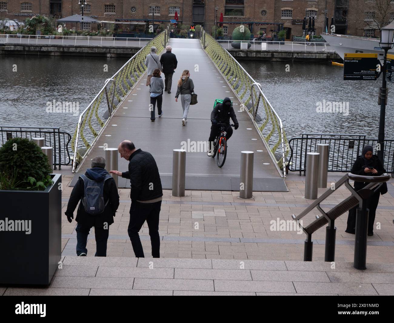 North Dock footbridge, Canary Wharf Docklands London, floating bridge ...