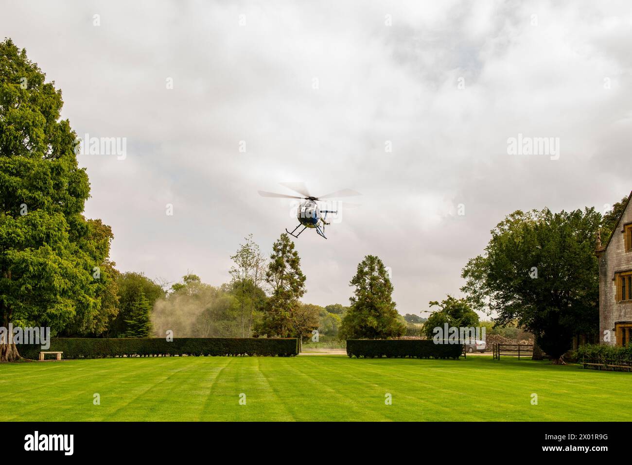 Helicopter executive hi-res stock photography and images - Alamy