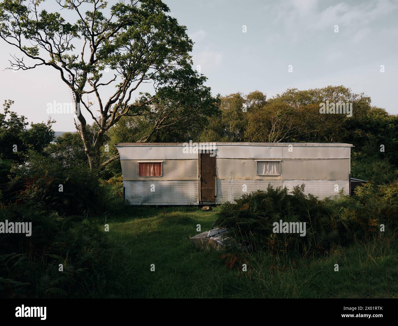 Old static caravan hi-res stock photography and images - Alamy