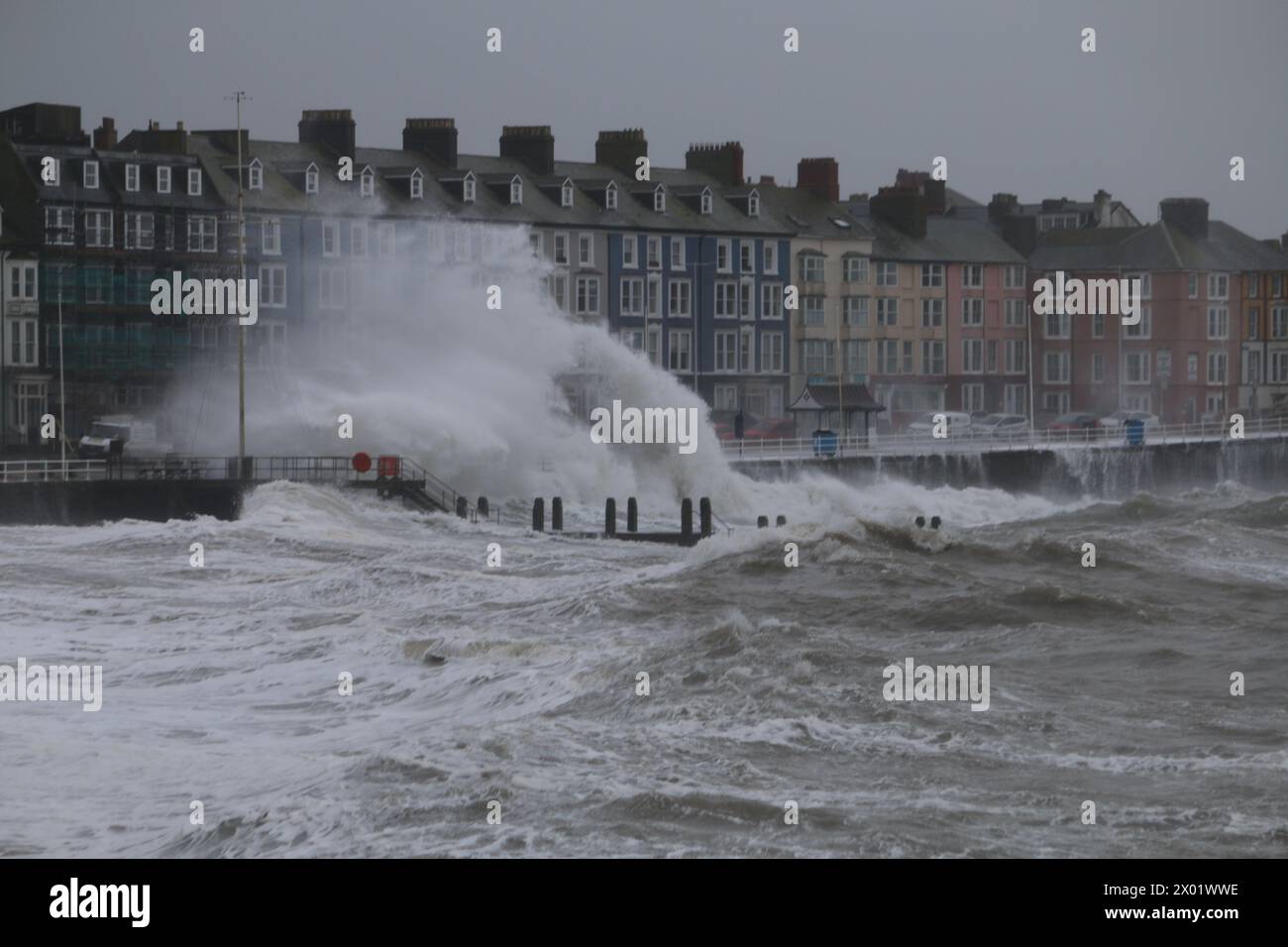 Aberystwyth Wales UK weather 9th April 2024 Strong Gale force winds and ...