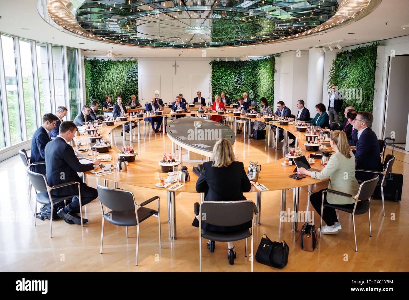 Eric scharf hi-res stock photography and images - Alamy