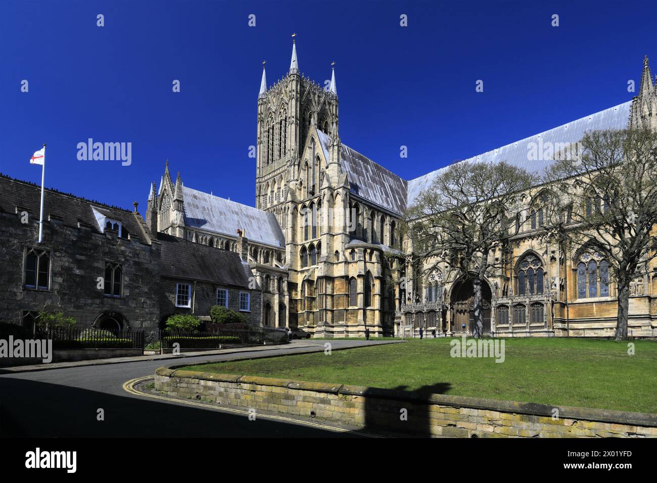 Spring colours over Lincoln cathedral, Lincoln City, Lincolnshire ...