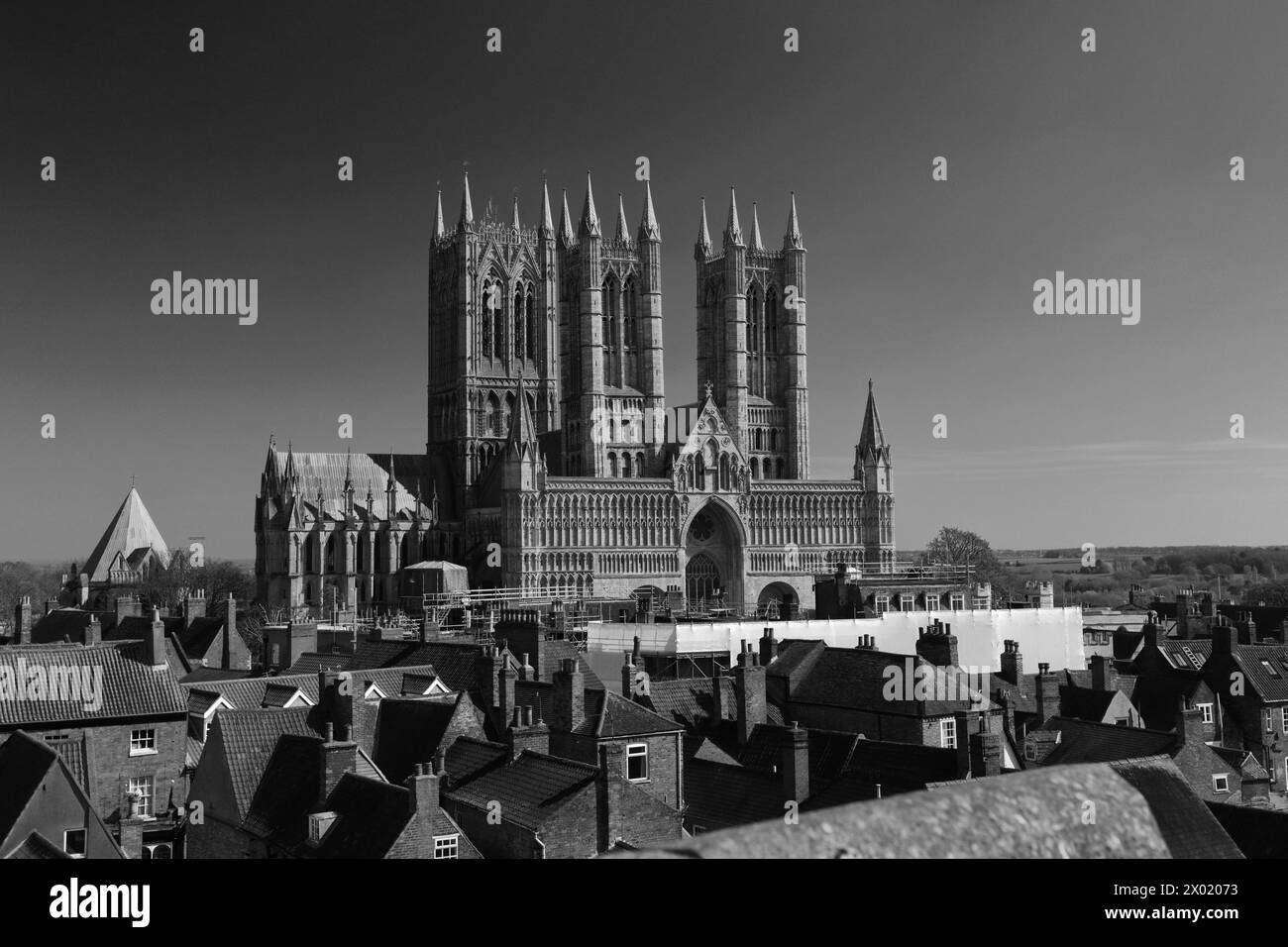 Spring colours over Lincoln cathedral, Lincoln City, Lincolnshire ...
