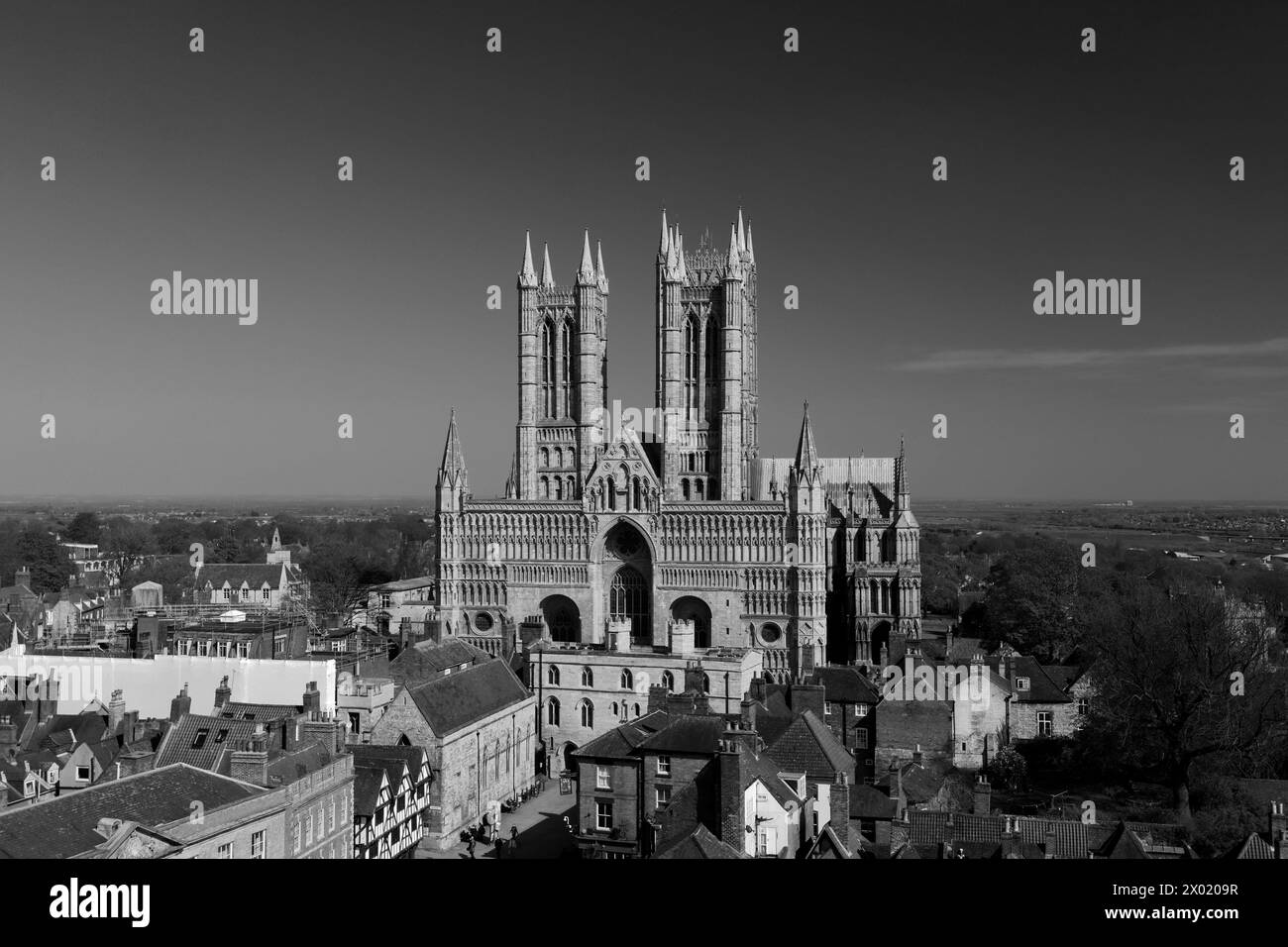 Spring colours over Lincoln cathedral, Lincoln City, Lincolnshire ...