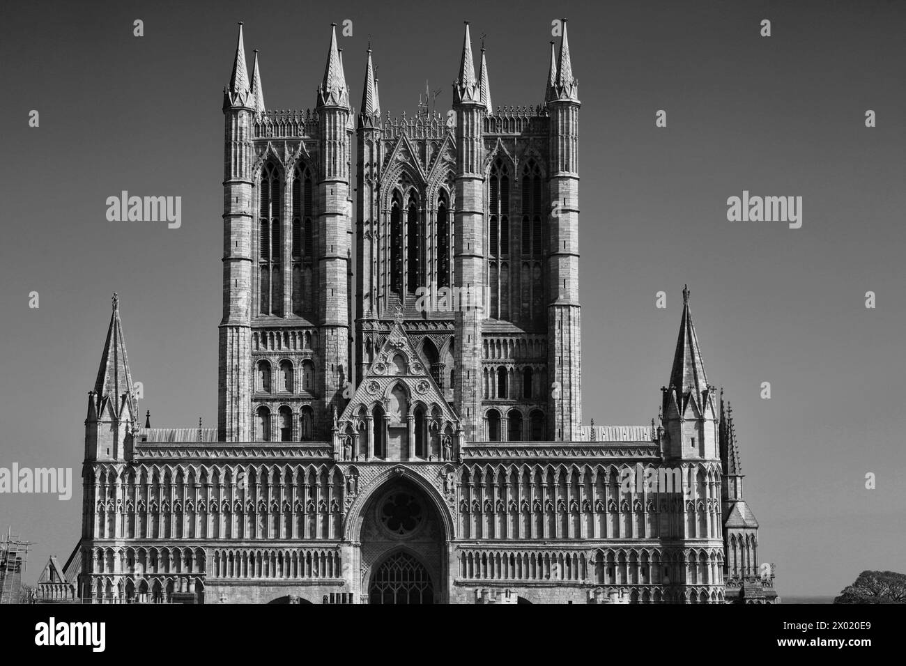 Spring colours over Lincoln cathedral, Lincoln City, Lincolnshire ...
