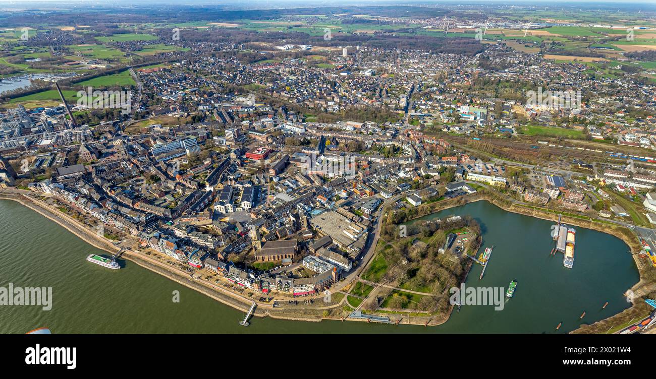 Aerial view, Rhine promenade with excursion boat and view of city ...