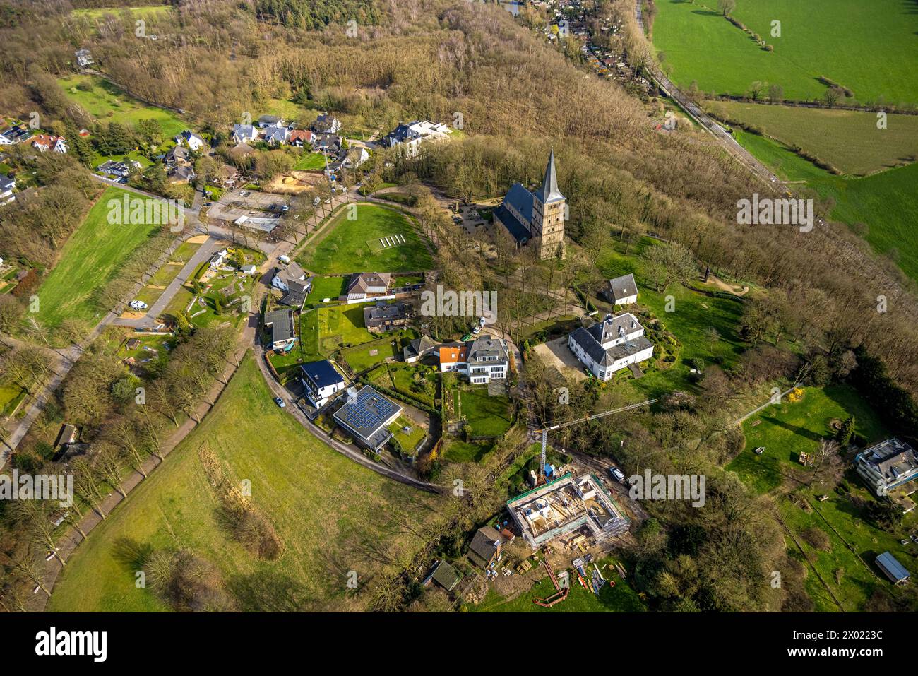 Aerial view, residential area and St. Vitus Catholic Church, Hochelten ...