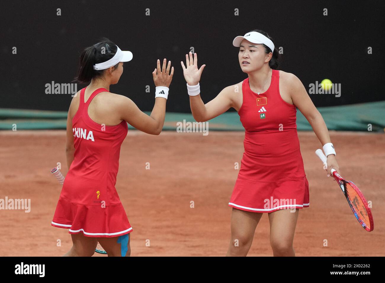 Changsha, China's Hunan Province. 9th Apr, 2024. Zhu Lin (R)/Guo Hanyu ...