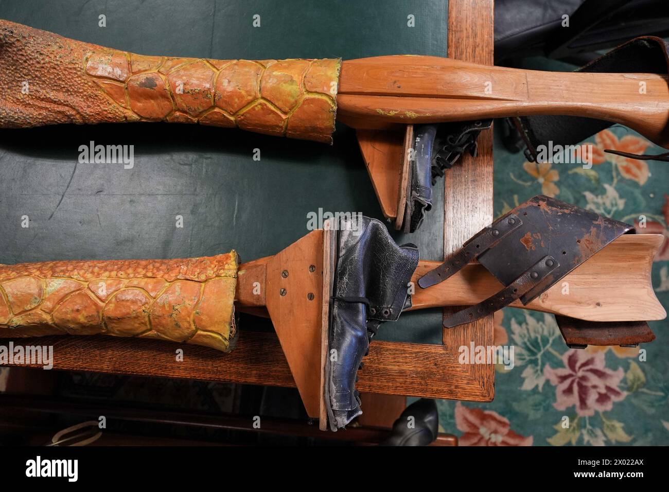 The giant chicken leg stilts used in the original 1977 Star Wars film ...