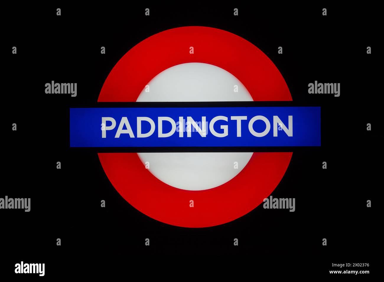 Illuminated Paddington tube sign Stock Photo - Alamy