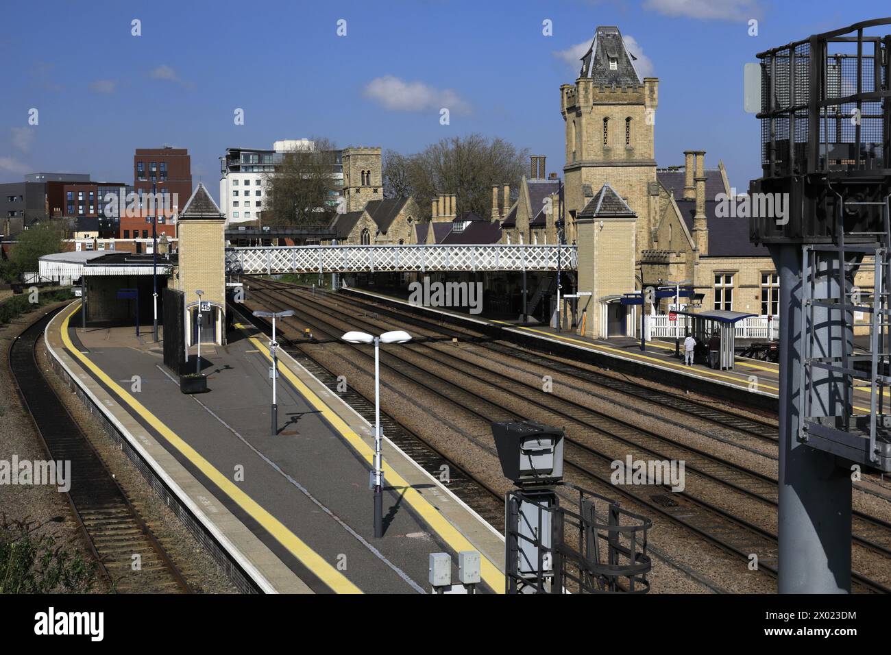 Empty view of Lincoln railway station, Lincolnshire, England, UK Stock ...
