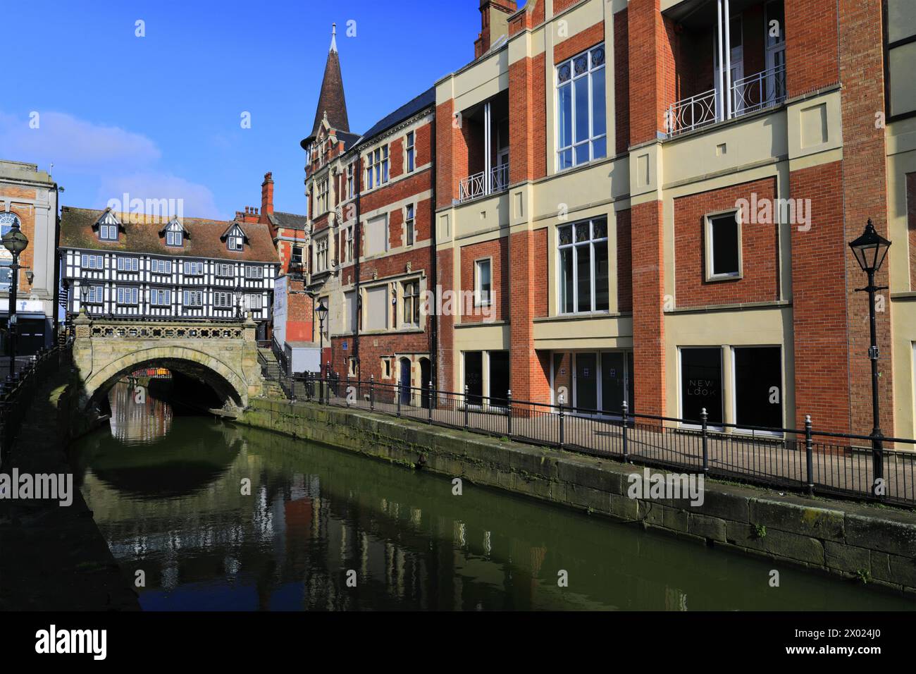 The Old High bridge, River Witham, Lincoln City, Lincolnshire, England ...