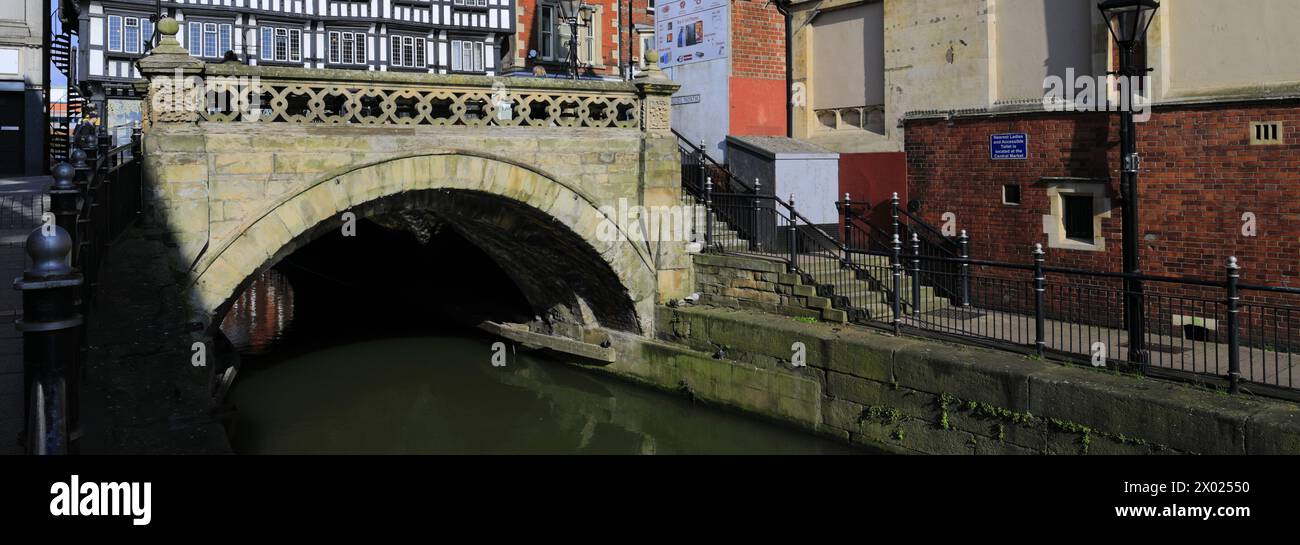 The Old High bridge, River Witham, Lincoln City, Lincolnshire, England ...