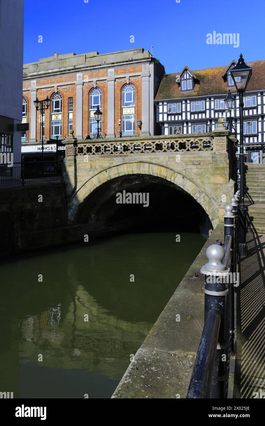 The Old High bridge, River Witham, Lincoln City, Lincolnshire, England ...