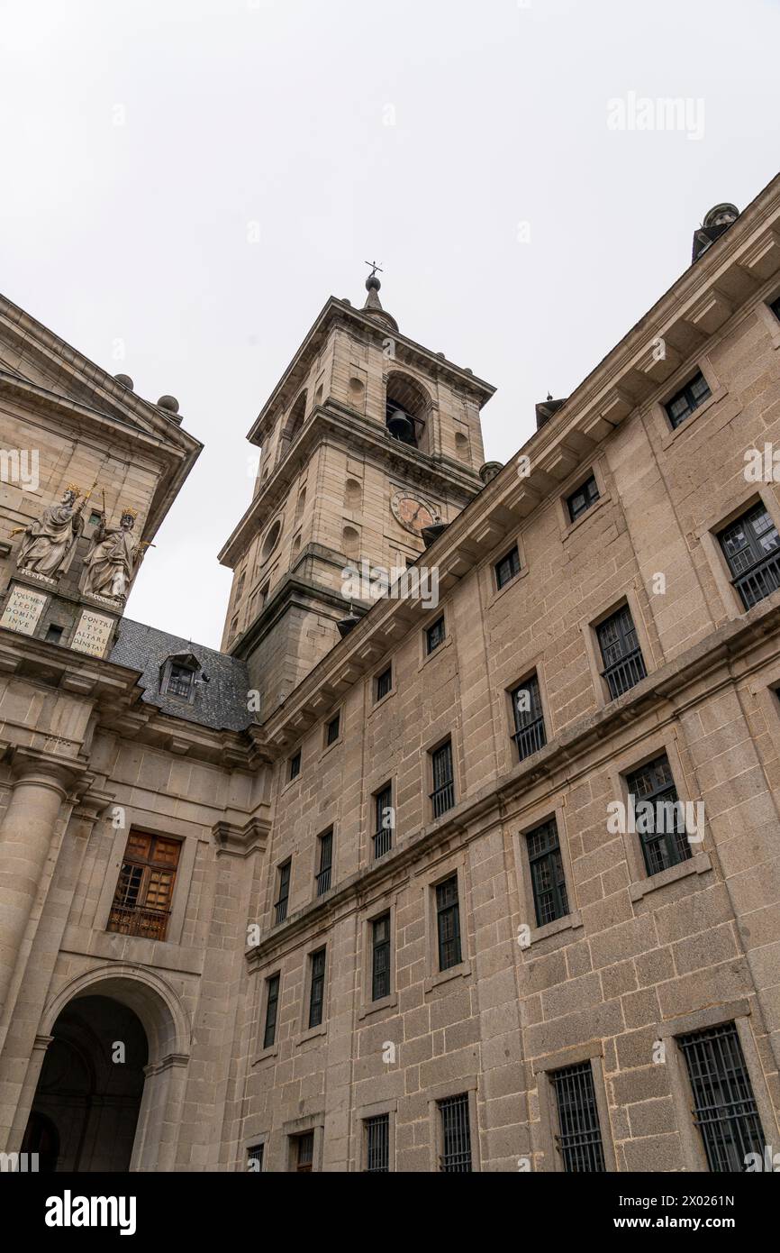 Statues of historical figures stand over the main courtyard of El ...