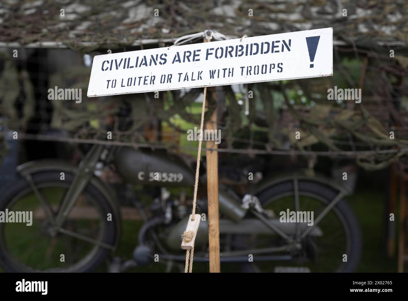 Raf sign hi-res stock photography and images - Alamy