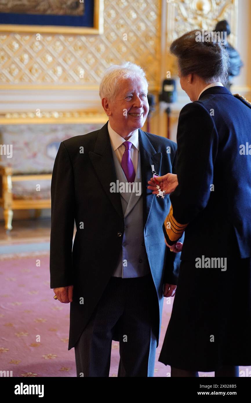 Mr. Jeffrey Powell (Jeff Powell), from London, sports writer and ...