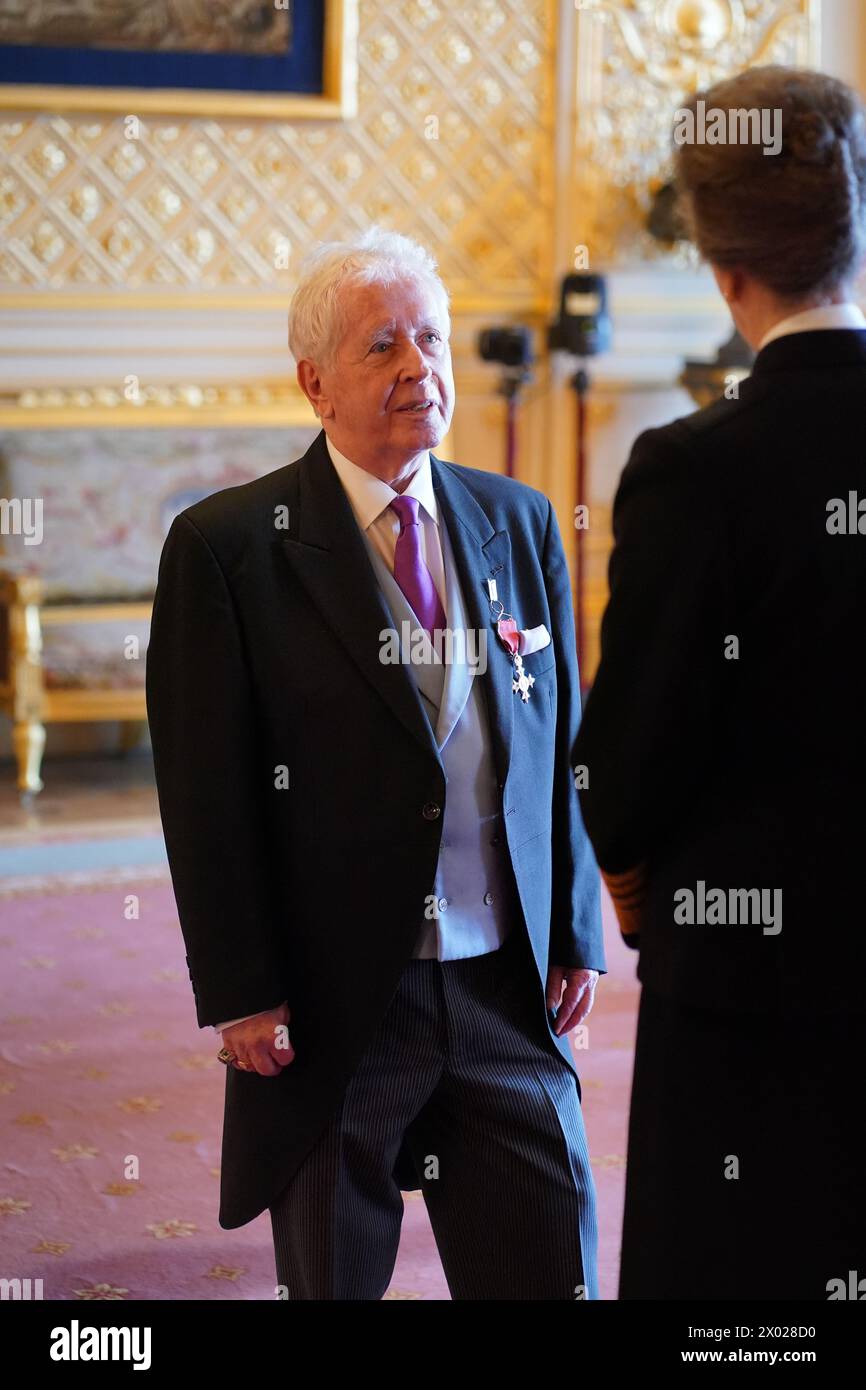 Mr. Jeffrey Powell (Jeff Powell), from London, sports writer and ...