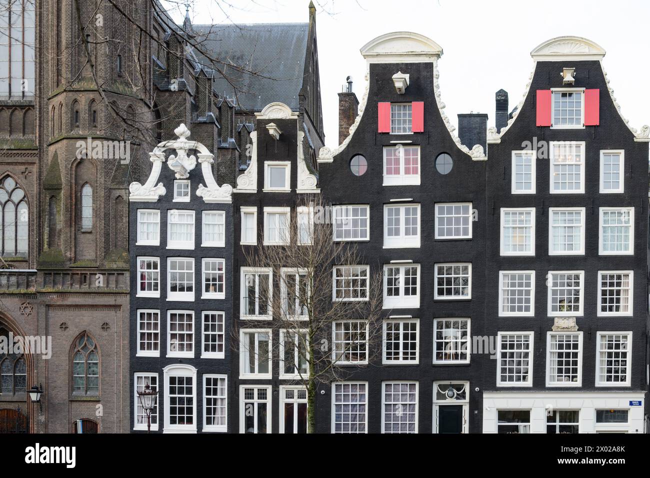 Building facades of old Amsterdam Stock Photo - Alamy