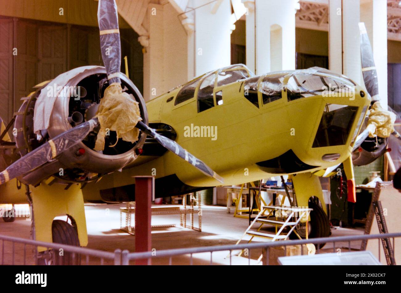 Second world war plane crash hi-res stock photography and images - Alamy