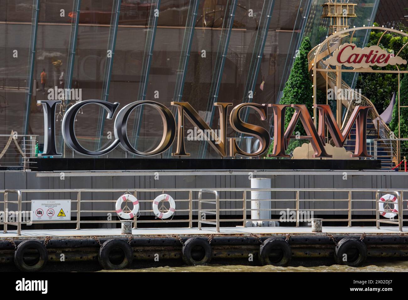 a view of the Iconsiam Shopping Mall at Chao Phraya River in Thonburi in the city of Bangkok in ...