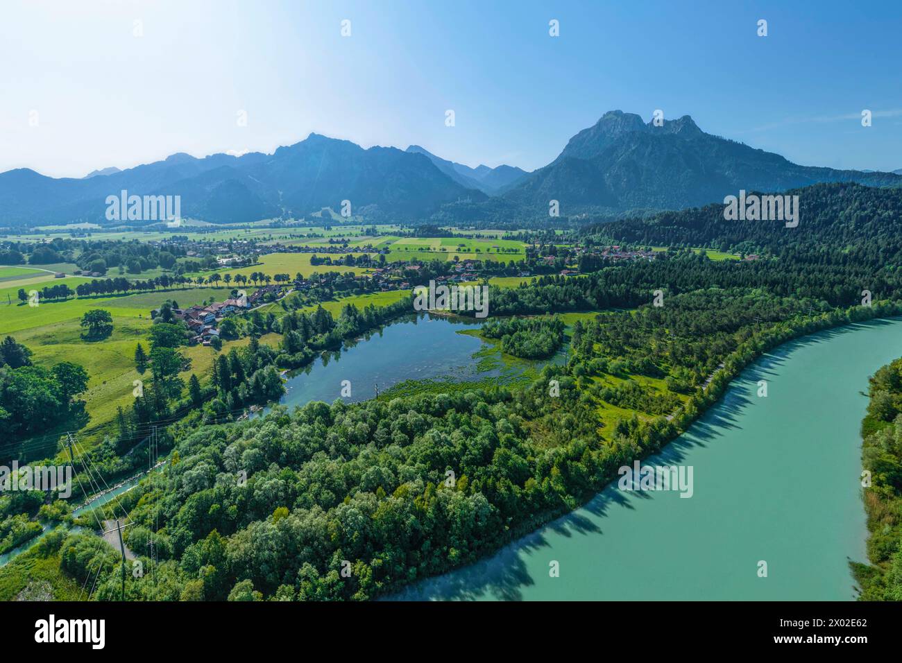 Die Lechmündung in den Forggensee bei Füssen von oben Ausblick auf den ...
