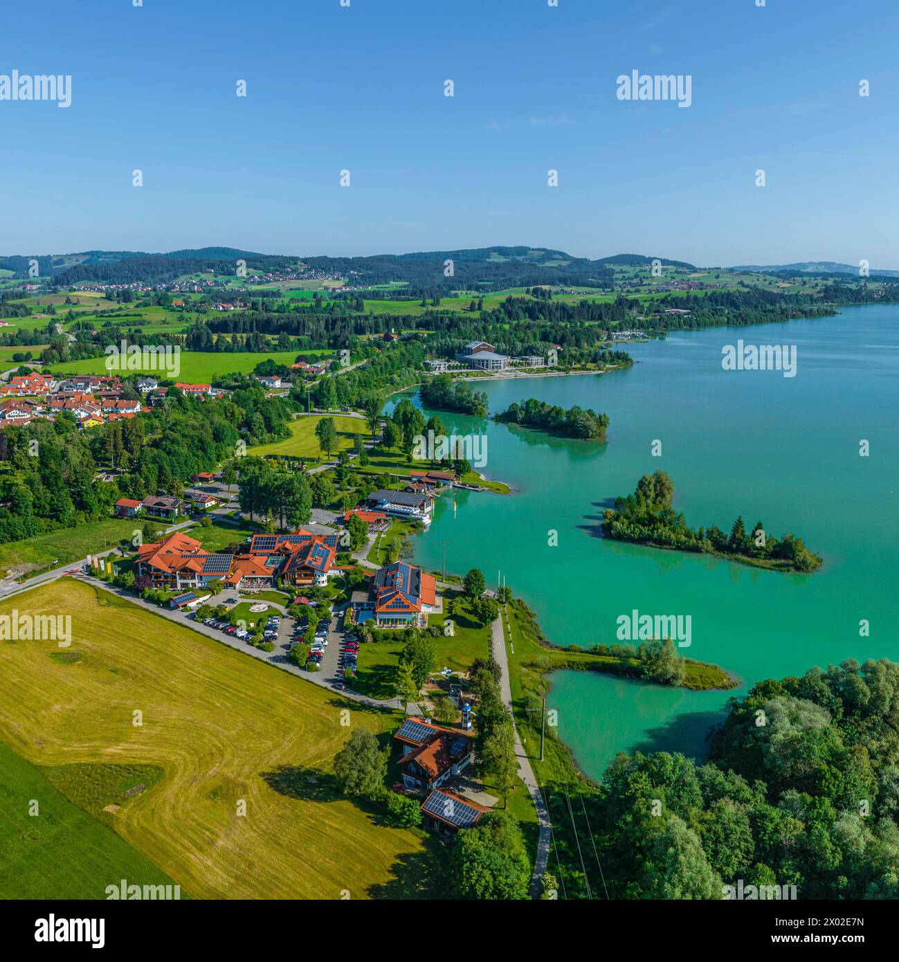 Die Lechmündung in den Forggensee bei Füssen von oben Ausblick auf den ...