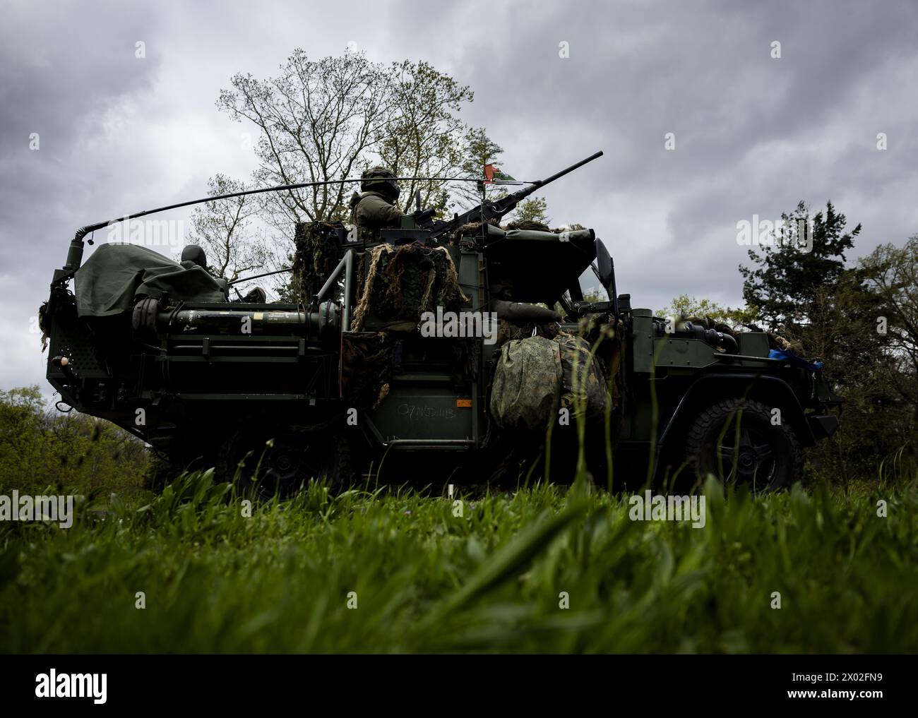 OIRSCHOT - Army vehicles during the departure from Oirschot towards ...