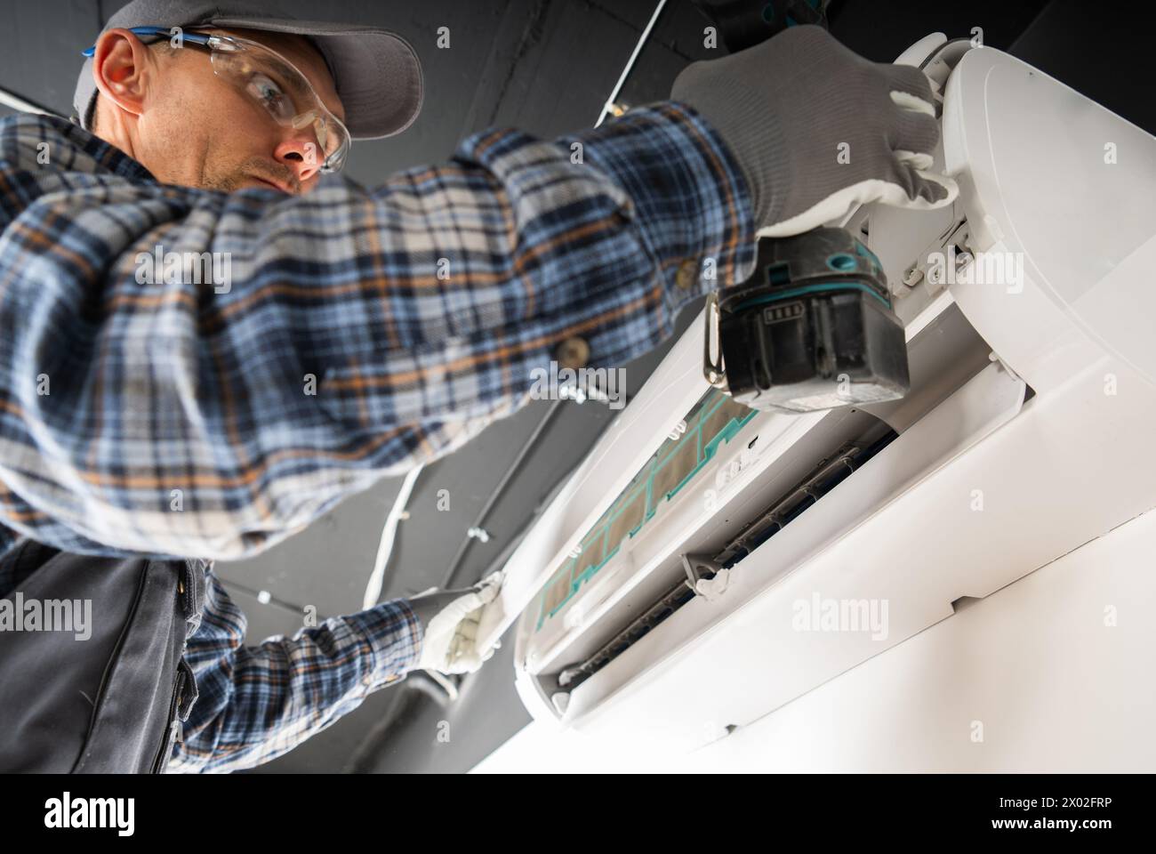 Maintenance unit hi-res stock photography and images - Alamy