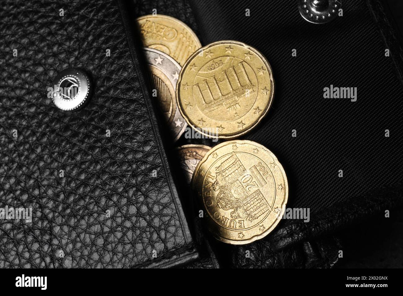 Coins top view hi-res stock photography and images - Alamy