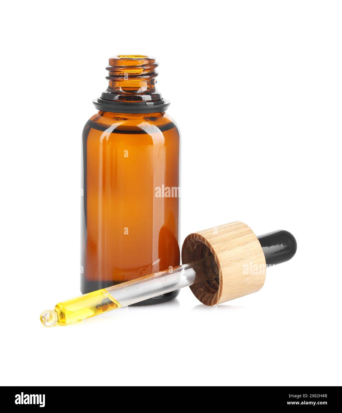 Amber bottle dropper pipette Cut Out Stock Images & Pictures - Alamy