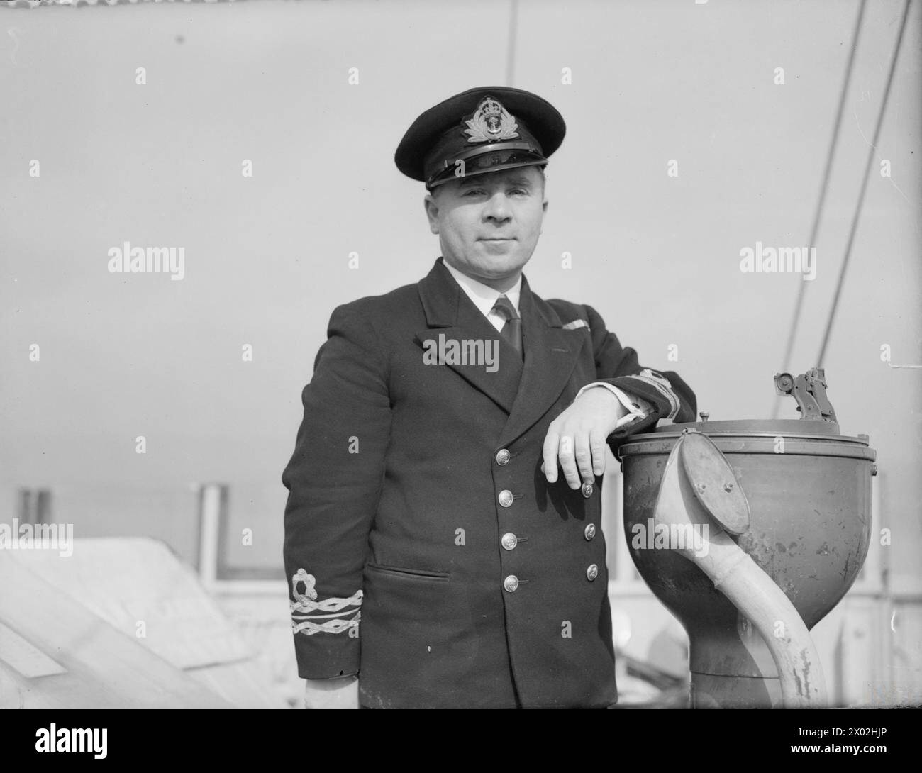OFFICERS OF HMS ROYAL ULSTERMAN. 22 MARCH 1944, GREENOCK. - Lieut ...