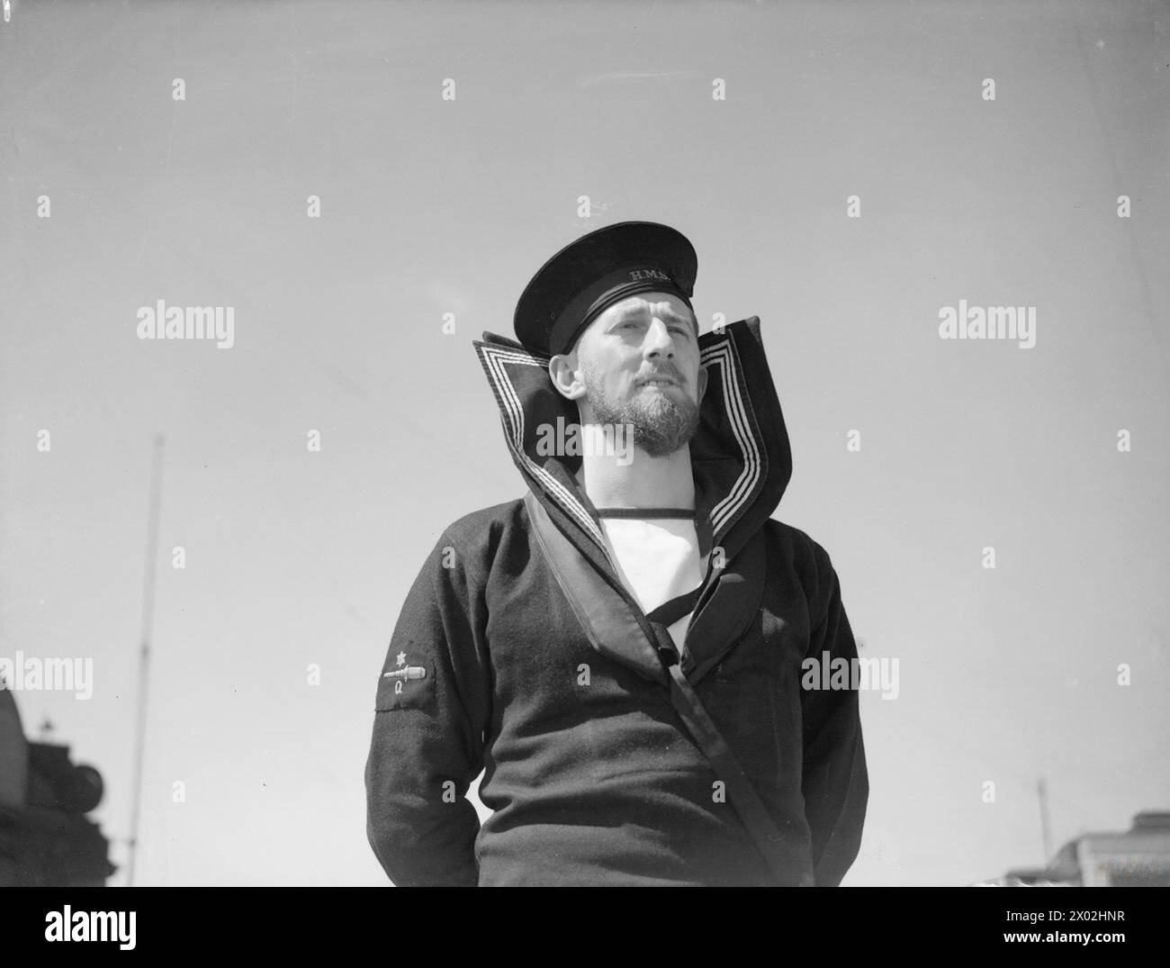 A LONDON DEMS GUNNER HOME FROM PRISON CAMP. 19 JUNE 1943, LIVERPOOL ...