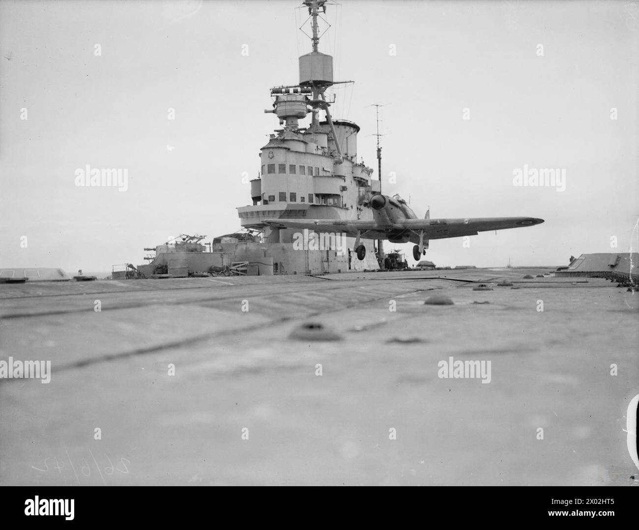 SEA HURRICANES; FLYING EXERCISES ON HMS VICTORIOUS. 25-27 JUNE 1942 ...